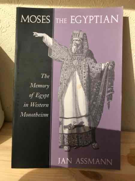 Moses the egyptian på Bookis.com